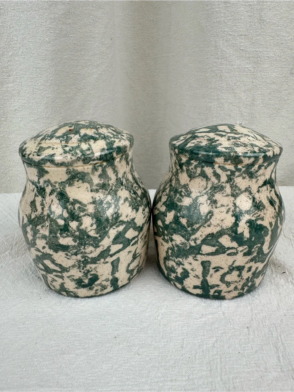Source Unknown | Kitchen | Vintage Green Spongeware Salt Pepper Shakers ...